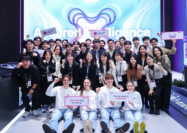LG U+, MWC 첫 단독 전시 성료…구글·자인그룹과 ‘익시오’ 협업 논의